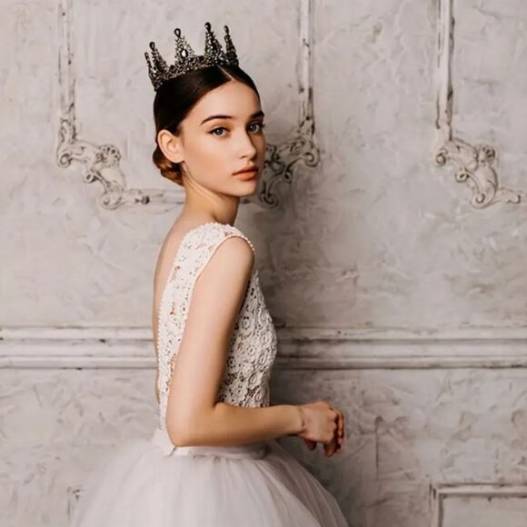 Boutique | Jewelry | New Black And Gray Gothic Crystal Rhinestone ...